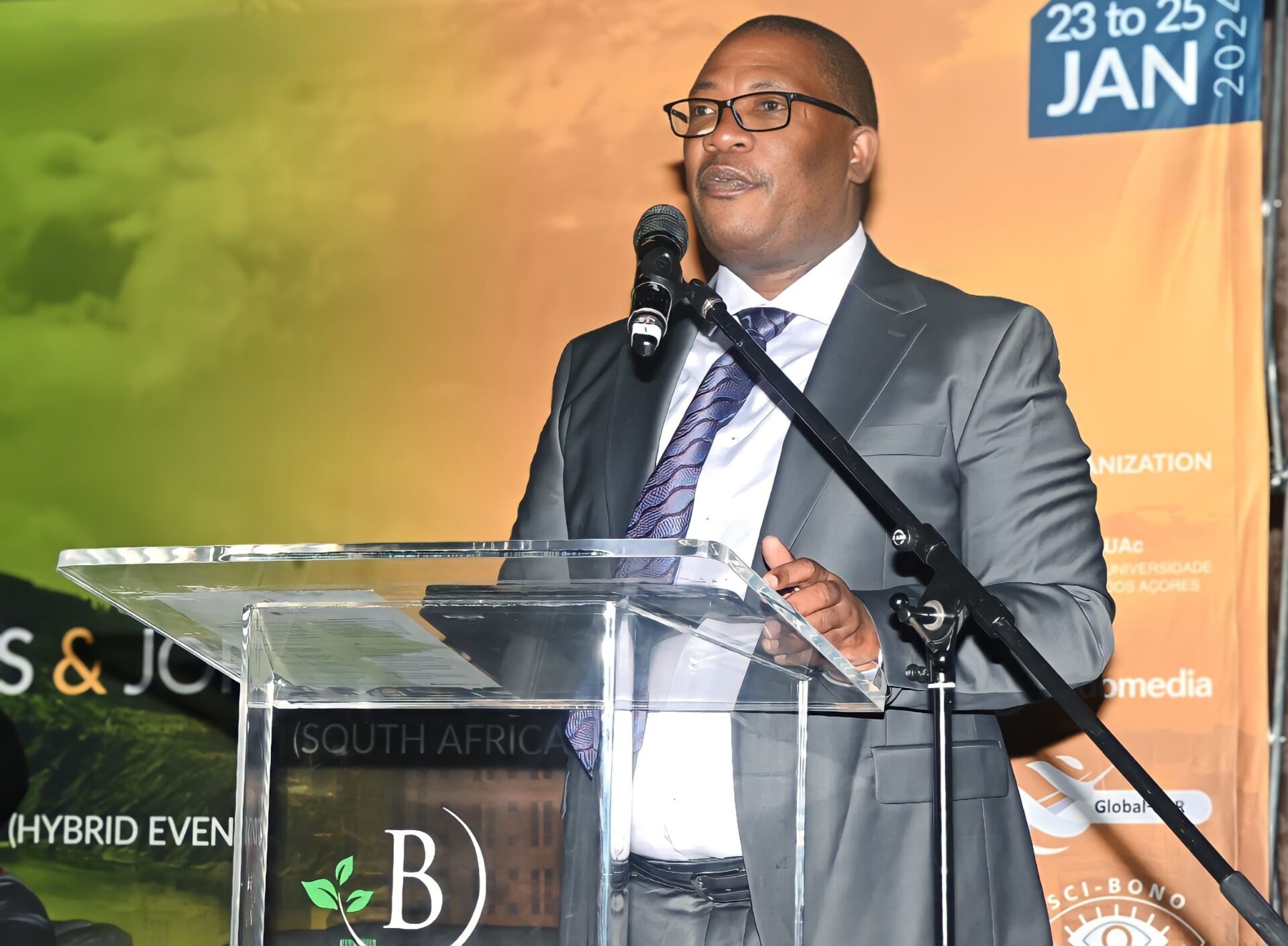Premier Lesufi praises researchers at the World Conference on ...